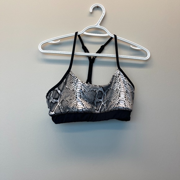 sommer ray | Intimates & Sleepwear | Sommer Ray Snake Skin Sports Bra ...